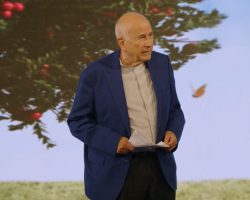 Executive Summit ’23 – Closing notes on Scarcity in Abundance [Keynote ...